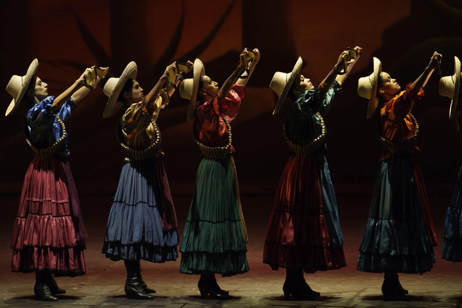 El Ballet Folklórico de México conquista el Palacio de Bellas Artes